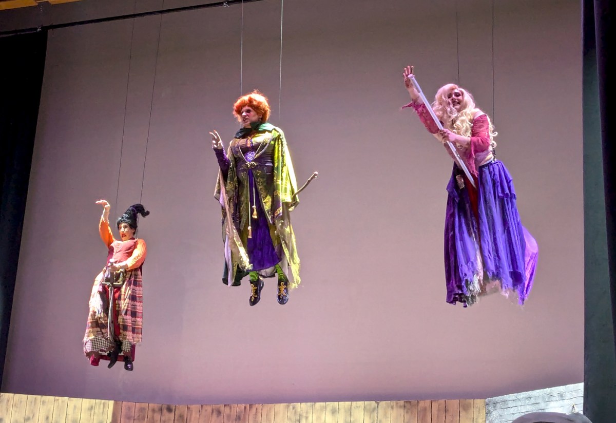 Summer Orlando's Hocus Pocus Live tour came to a close at the Garde ...